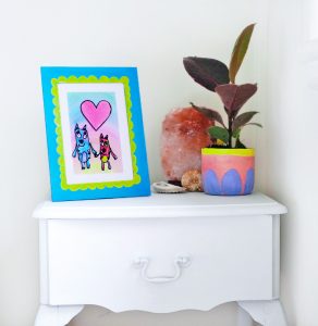 How to make a picture frame - Bluey Official Website