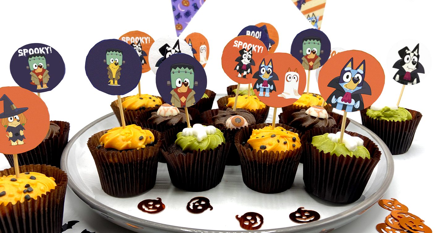 How to make spooky cake toppers - Bluey Official Website
