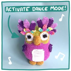 How to Crochet your own Chattermax! - Bluey Official Website