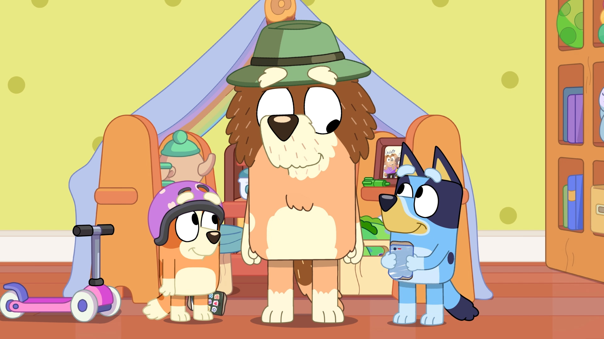 Bluey Season 3, Episode 16 | Phones