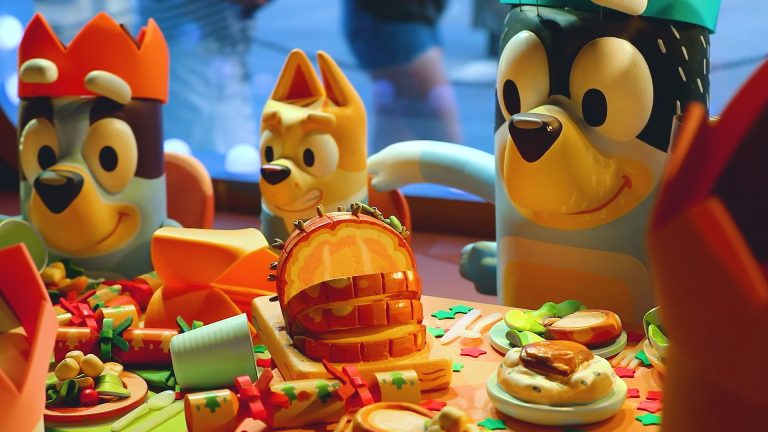 Stream the Bluey Christmas Windows! - Bluey Official Website