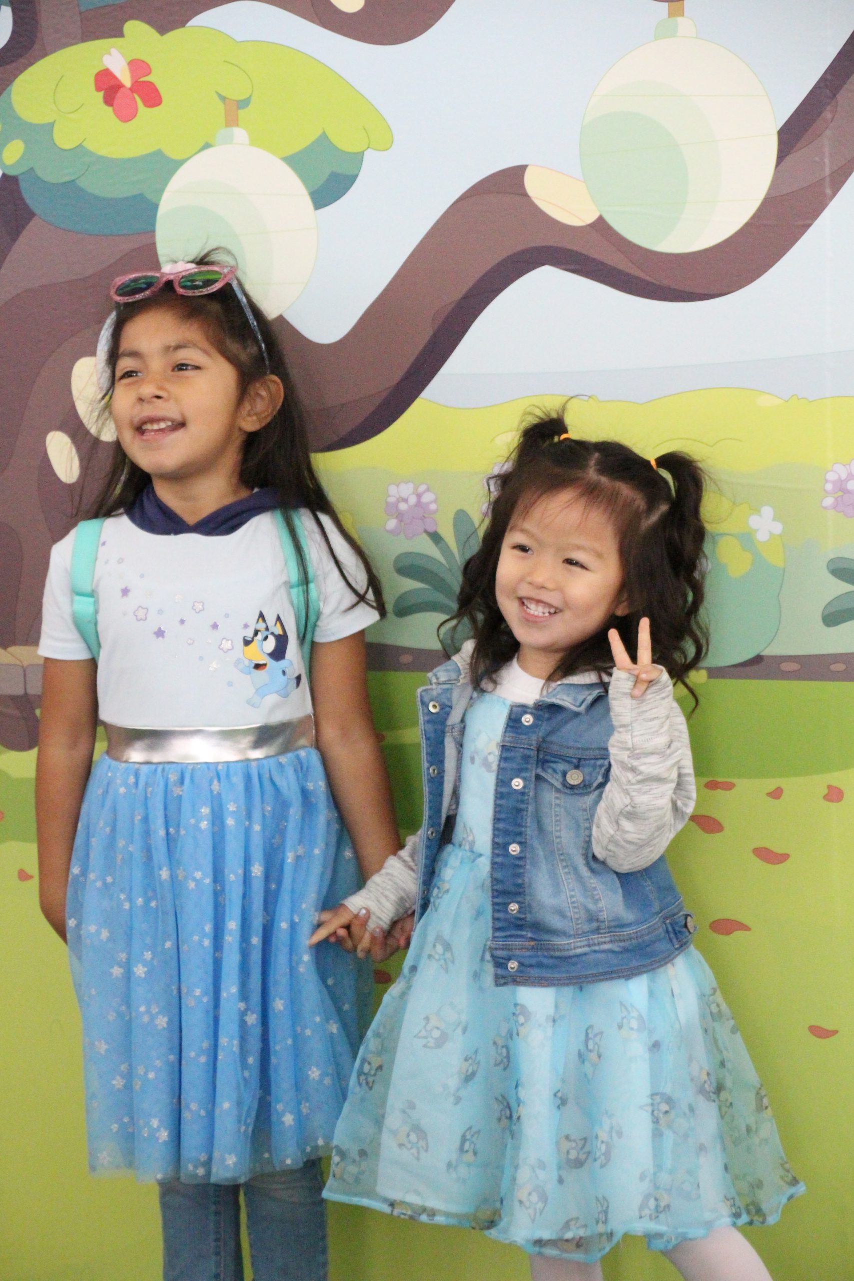 The World Reacts to Bluey "The Sign" - Bluey Official Website