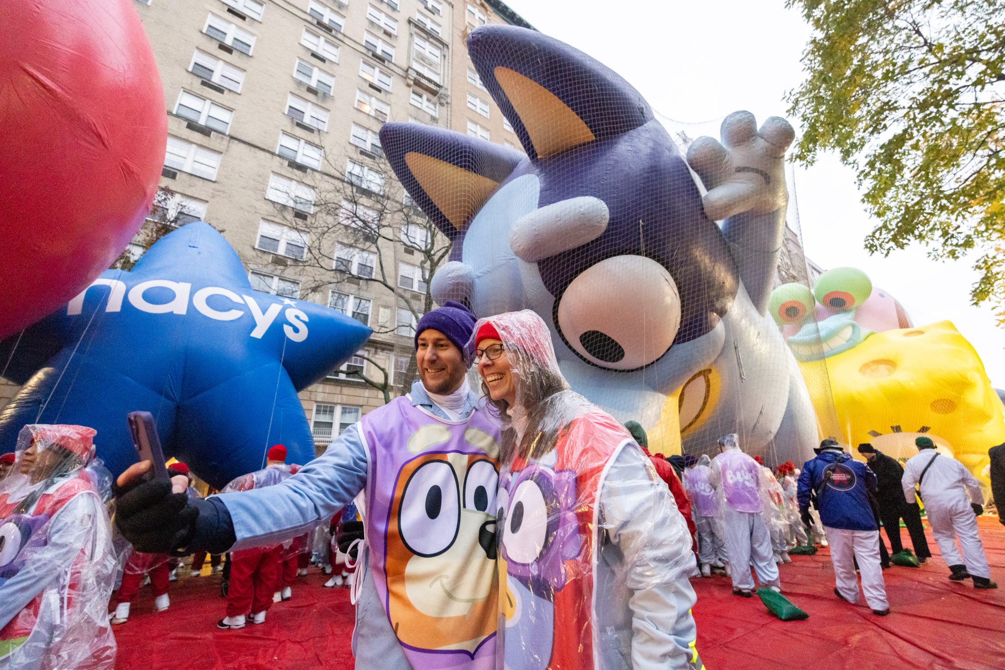 Highlights: Bluey and the Grannies at Macy's 2024 - Bluey Official Website