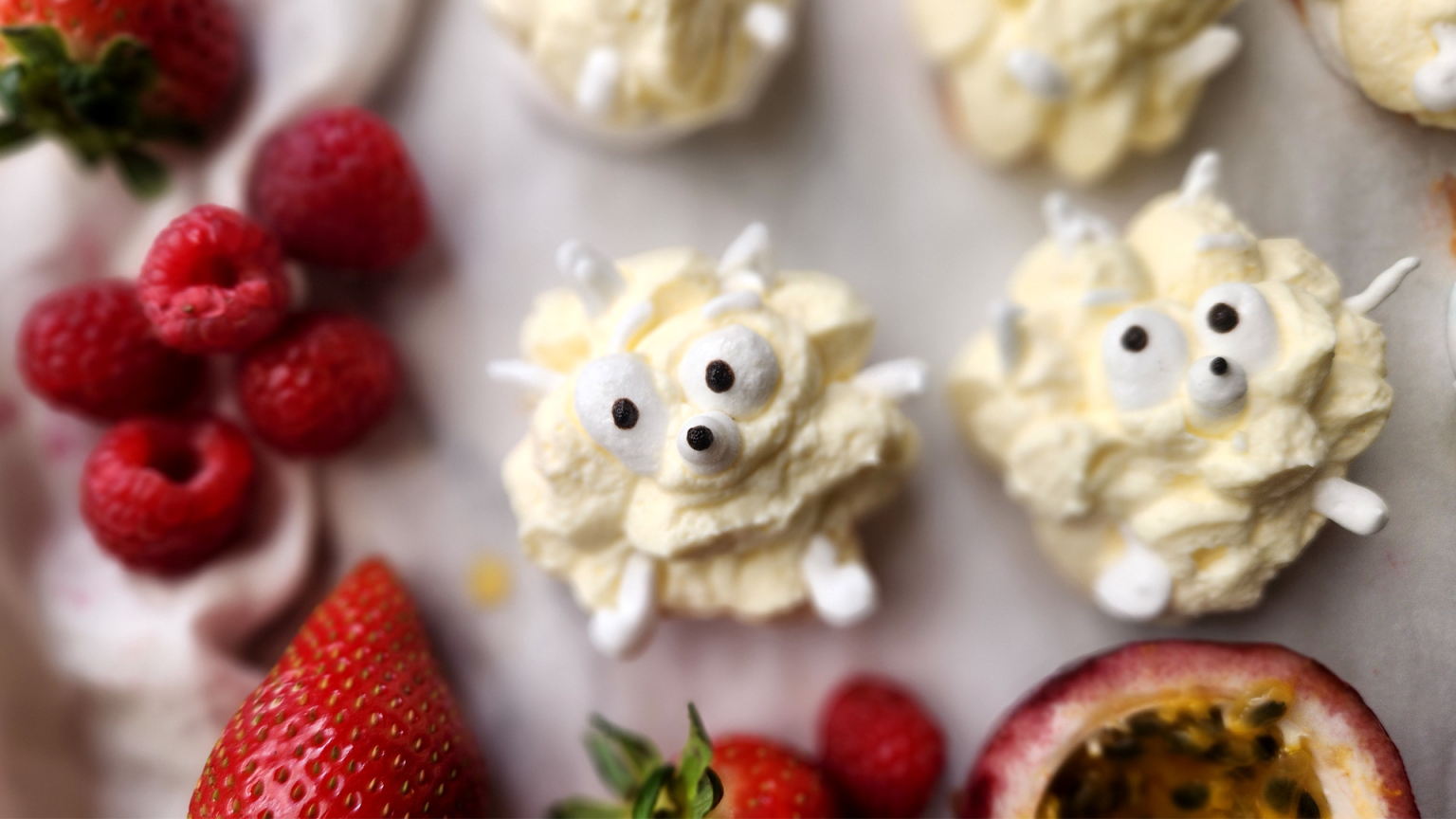 How to make Pom Pom Pavlovas - Bluey Official Website